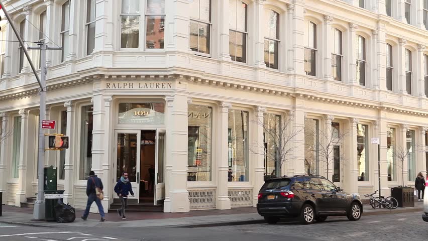 HONG KONG, CHINA - CIRCA JUNE 2014: Ralph Lauren At Prince's Building ...