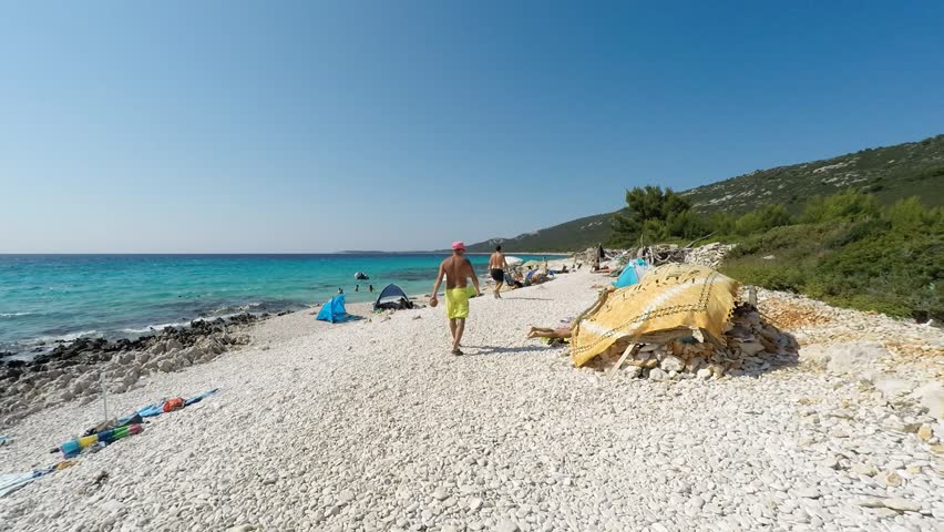 Stockvideo von veli zal beach, croatia- august 2015. | 17590966 ...