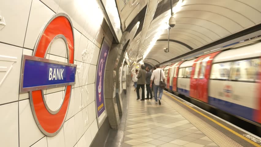LONDON - JUNE 7: Electric Subway Train Moving From The South Kensington ...