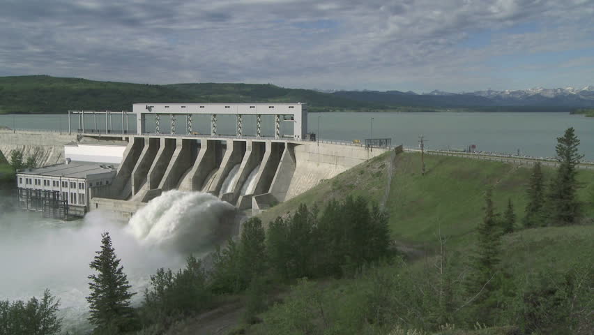 Rainbow On The Kananaskis Hydroelectric Dam Spillway, Bow River ...