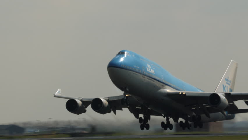 Airplane Flying Overhead At Night Stock Footage Video 3839252 ...