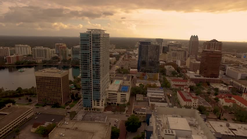 Landscape with clouds in Orlando, Florida with lake image - Free stock ...