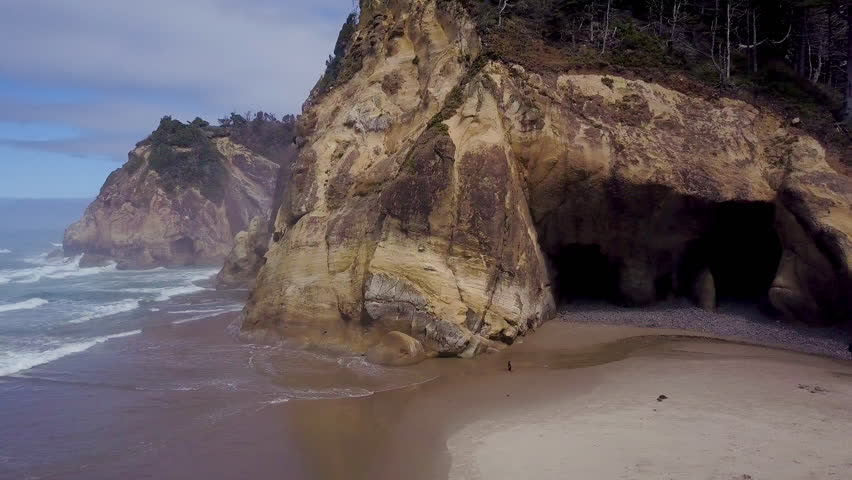 Cliffs and landscape on the Coastline in Oregon image - Free stock ...